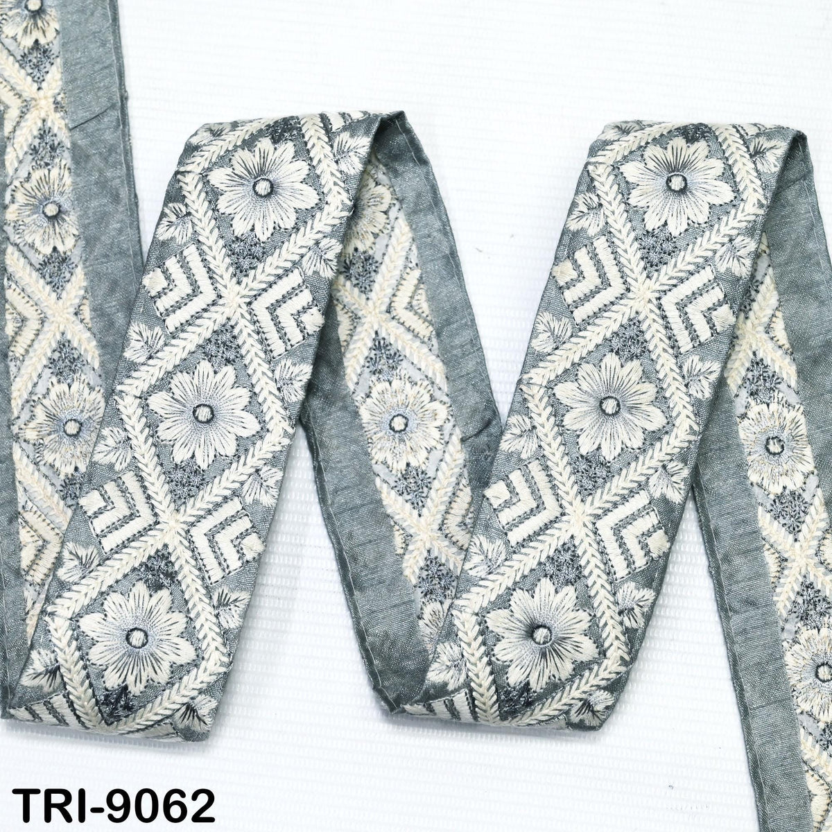 9 Yard Grey Embroidered Saree Ribbons Embroidery 5cm Trims Sari Border ...